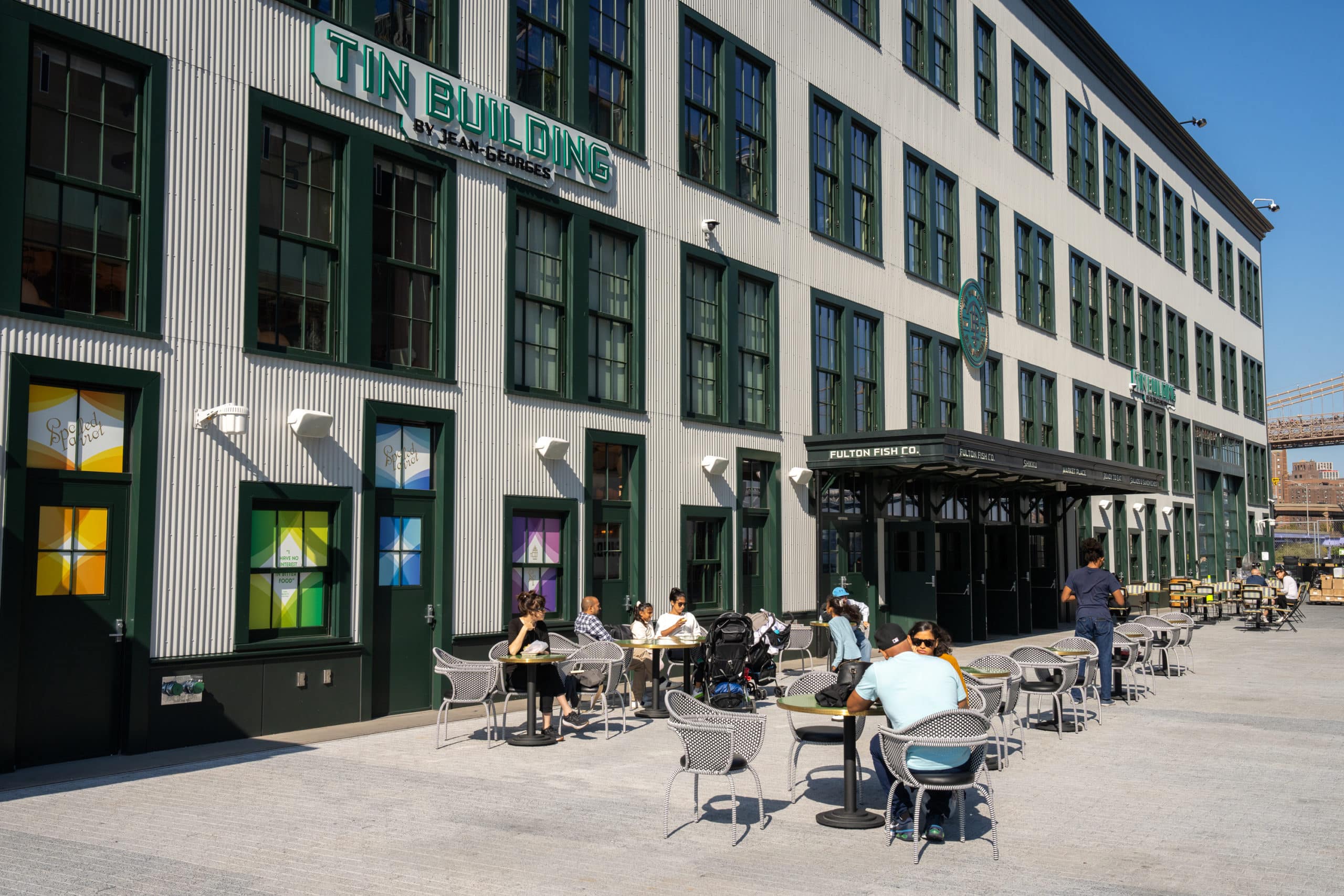 Pier 17 Access Driveway - The Rooftop at Pier 17